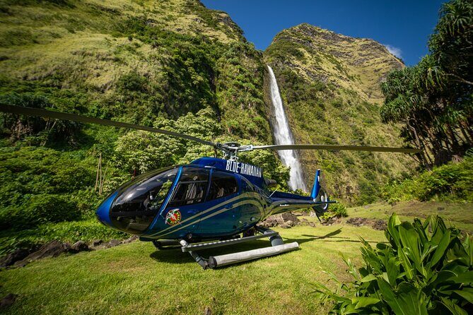 Kohala Waterfalls with Exclusive Landing Helicopter Tour - A Closer Look at the Kohala Waterfalls Helicopter Tour