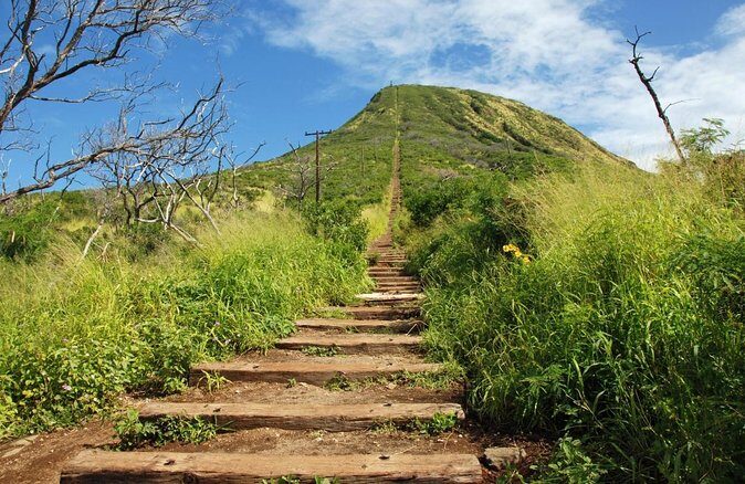 Koko Head E-Bike Ride and Hike Tour - An Adventure That Combines Cycling and Climbing