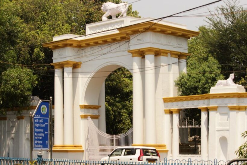 Kolkata: A Sea of Faces and A Thousand Places - Key Points