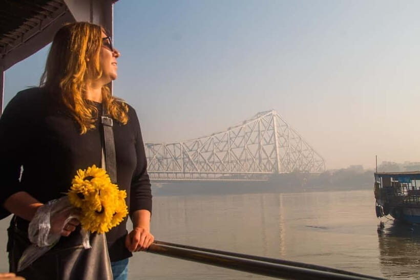 Kolkata: Magic Hour Tour with Breakfast - Key Points