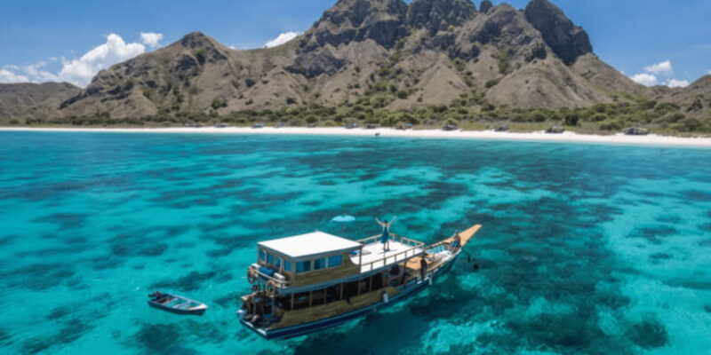 Komodo Islands: Private 2-Day Tour on a Wooden Boat - The Experience from Real Travelers