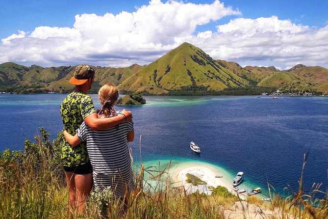 Komodo Tour 3D/2N Live on Board -Join Group Category-Share Cabin - An In-Depth Look at the Komodo Tour