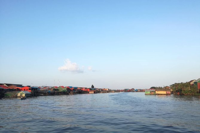 Kompong Kleang Floating Village on the Tonle Sap Lake - Visualizing the Day