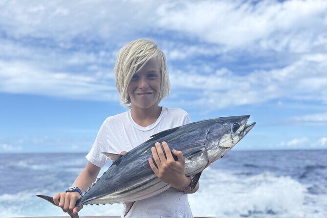 Kona Hawaii Deep Sea Luxury Fishing Trip on Bite Me 5 - Is This Tour Right for You?