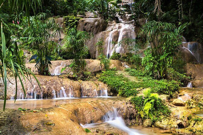 Konoko Falls and Bamboo Blu Beach from Ocho Rios Cruise Port - Key Points
