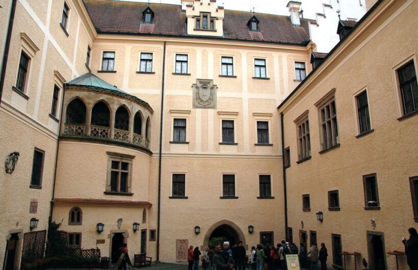 Konopit: Chateau Tour from Prague - An In-Depth Look at the Konopiste Castle Tour