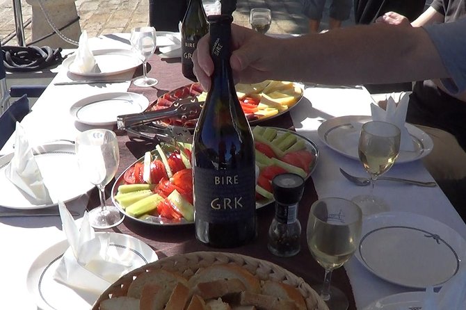 Korcula Private Yacht Cruise Including Wine Tasting and Dinner - The Experience Breakdown: What to Expect