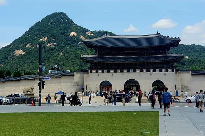 Korean barbecue & Seoul's night life experience - Key Points