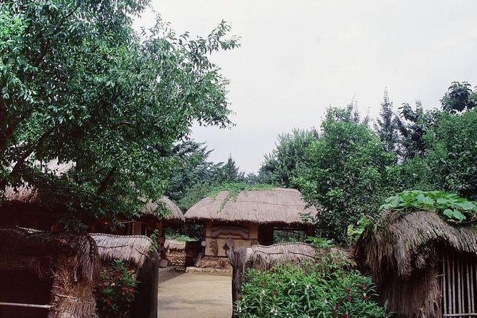 Korean Heritage Tour: Palaces and Villages of Seoul Including Gyeongbokgung Palace - Breaking Down Each Stop