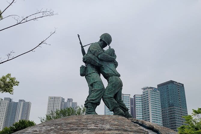 Korean War Memorial Guided Tour - An In-Depth Look at the Tour Experience