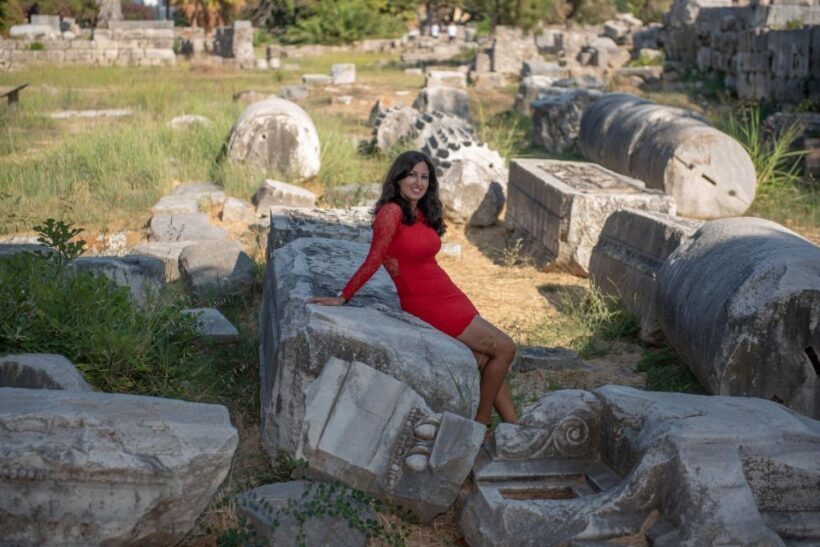 Kos town photo shoot for solo traveller - Who Should Consider This Experience?