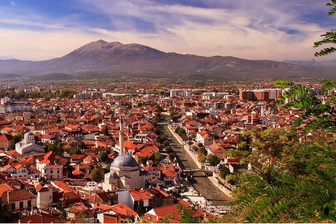 Kosovo Day Trip: Pristina and Prizren Tour from Skopje - Lunch and Local Flavors in Prizren