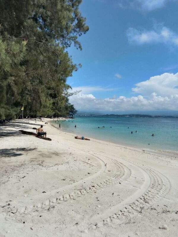 Kota Kinabalu: Manukan & Sapi Islands Snorkeling with Lunch - Discovering the Islands: What to Expect