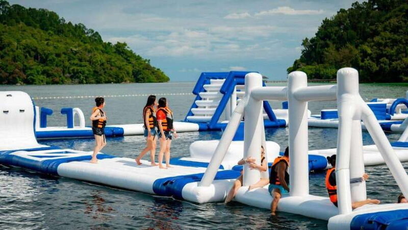 Kota Kinabalu : Unlimited Water Sports Sea Water World - The Main Attraction: JSK Borneo Reef Sea Water World