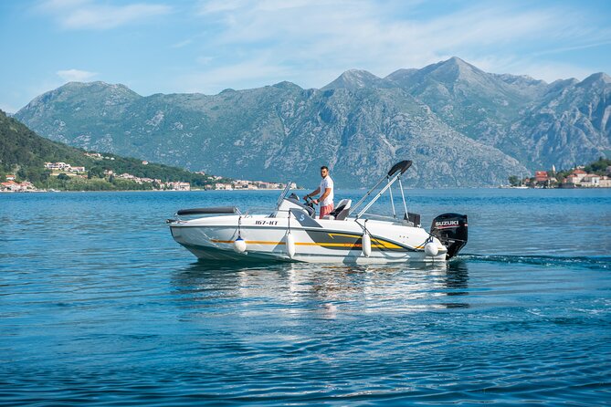 Kotor Sunset Group Tour: Lady of the Rocks and Perast(1.5hr) - Sailing to Perast and Back