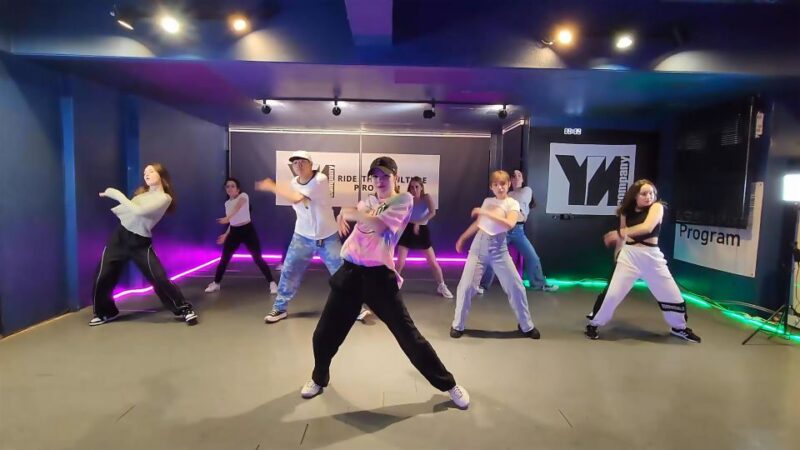Kpop Dance Class in Seoul (incl. video shooting & editing) - Authentic Feedback & Real Experiences
