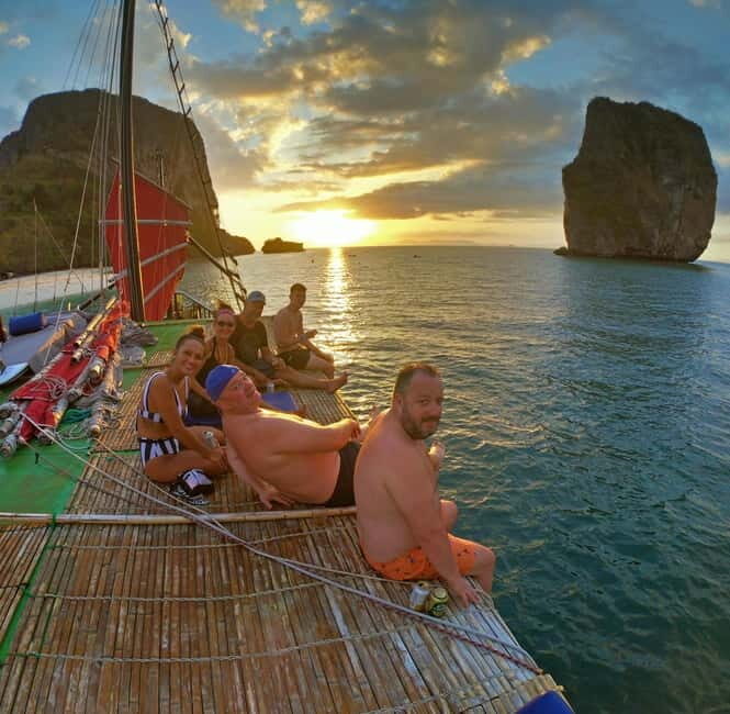 Krabi: 4-Island Sunset Snorkeling Tour & Bioluminescent Swim - Food & Drinks