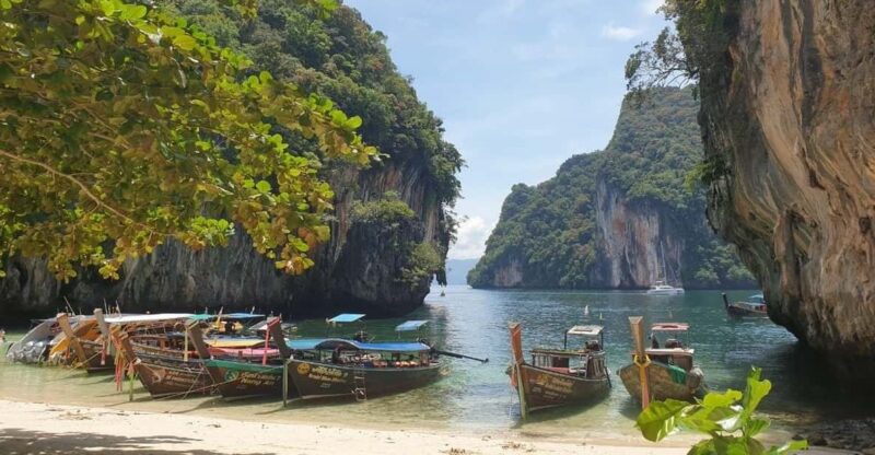 Krabi: Hong Islands - Join tour by Longtail boat - Second Stop: Koh Lao Lading (Paradise Island)