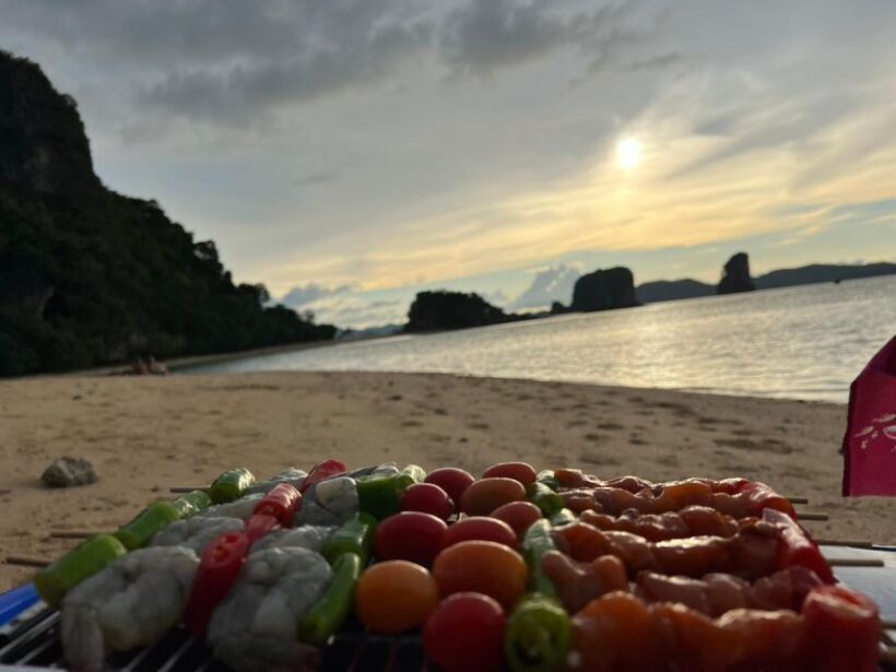 Krabi: Hong Islands Sunset BBQ By Luxury Vintage Boat (JOIN) - Key Points