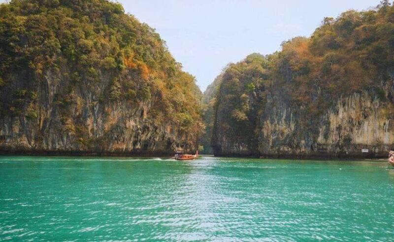 Krabi: Koh Hong Small Group Tour by Luxury Longtail Boat - Key Points
