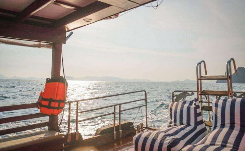 Krabi: Koh Hong Small Group Tour by Luxury Longtail Boat - Practical Tips for Travelers