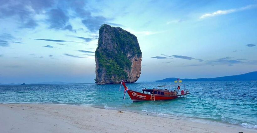 Krabi: Luxury Wooden Boat 4 Islands Sunrise With Picnic Tour - Practical Tips for Travelers