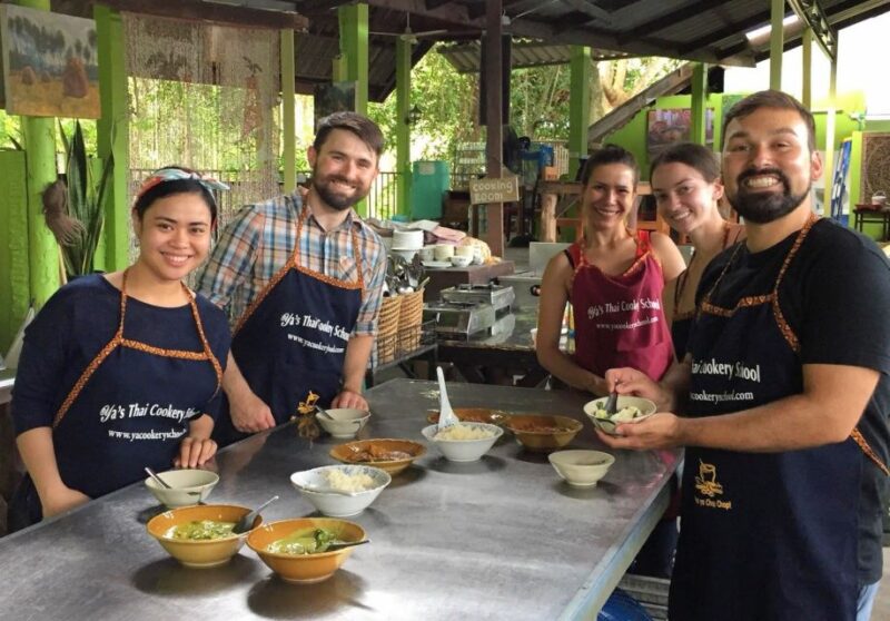 Krabi: Morning/Afternoon Thai Cooking Class at Ya's Cookery - Key Points
