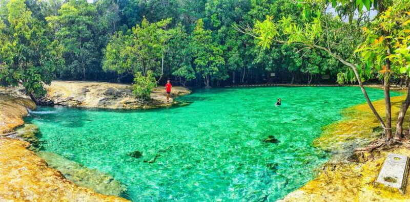 Krabi: Tiger Cave Temple, Emerald Pool and Hot Springs Tour - Authentic Experiences and Practical Tips