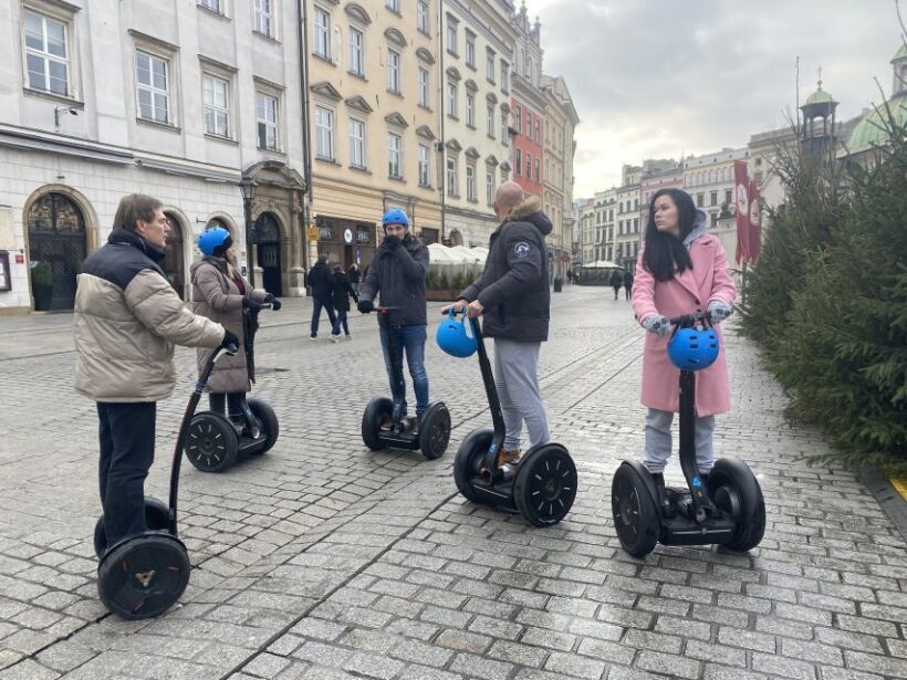 Krakow: 30min Segway Rental with Helmet and a photosession - Key Points