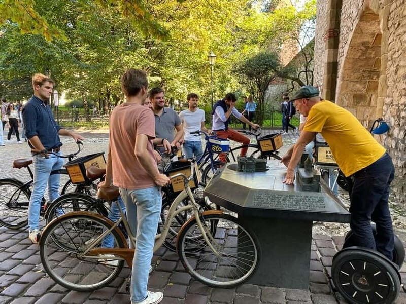 Krakow: 4h Old Town, Jewish Quarter and Getto Bike tour - A Closer Look at the Tour Itinerary