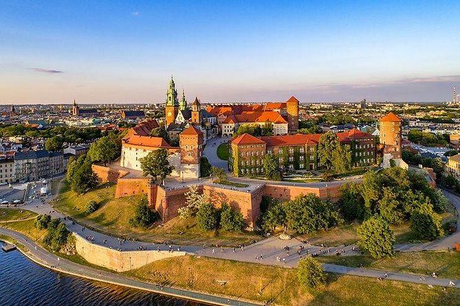 Krakow Airport Transfers : Krakow Airport KRK to Krakow City in Luxury Van - FAQ