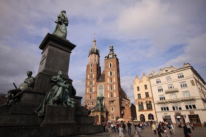 Krakow and Wieliczka Small Group Tour from Lodz with Lunch - Frequently Asked Questions