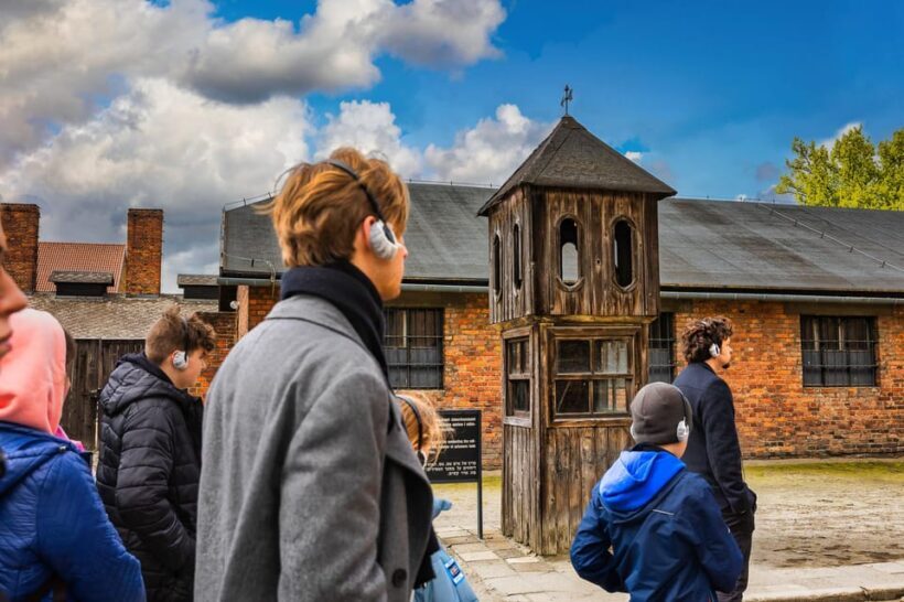 Krakow: Auschwitz-Birkenau Guided Tour and Private Transport - The Value of the Experience