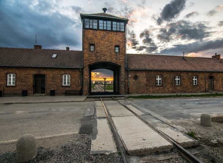 Krakow: Auschwitz-Birkenau Guided Tour with Pickup & Lunch - The Auschwitz I Site: History Made Personal