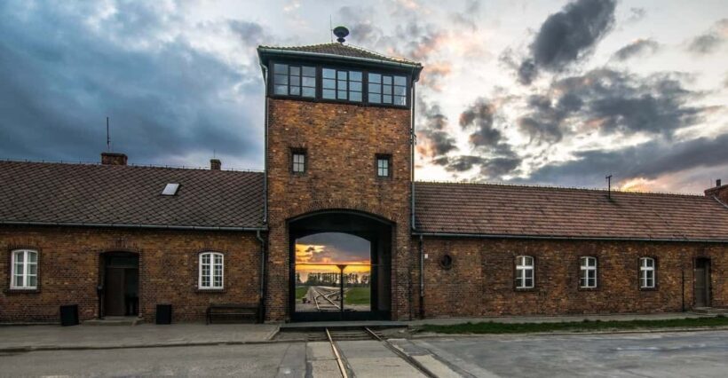 Krakow: Auschwitz-Birkenau Guided Tour with Pickup & Lunch - The Value of the Experience