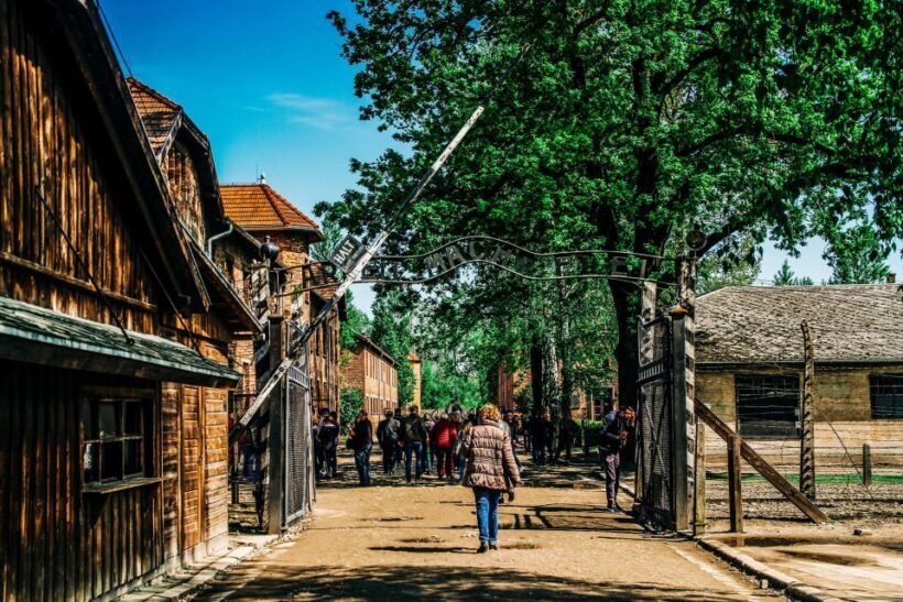 Krakow: Auschwitz-Birkenau Live Guided Tour & Hotel Pickup - Who Will Benefit Most?