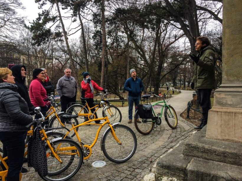 Krakow: Bike Tour of the Old Town, Kazimierz, and the Ghetto - Key Points