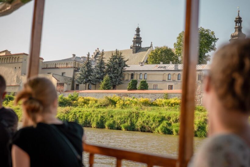 Krakow: Early Bird Vistula River Sightseeing Cruise - Analyzing the Price and Its Value
