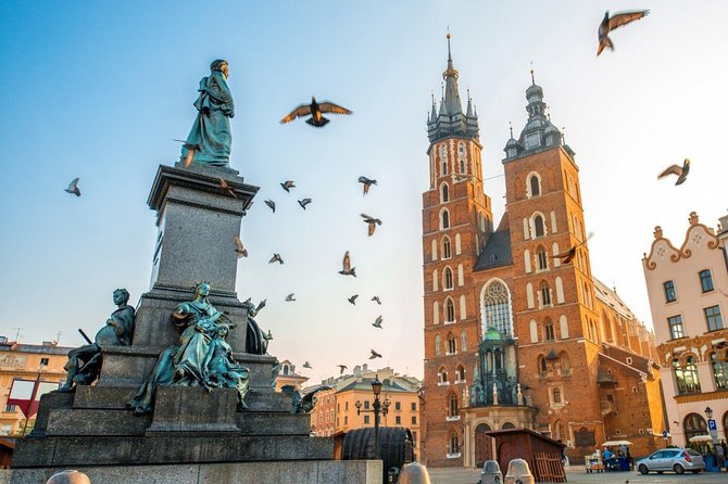 Krakow Expanded - Full Day Tour from Warsaw by private car - Key Points