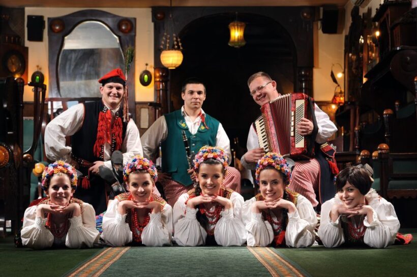 Krakow: Folk Show & 3-Course Dinner at Jama Michalika Café - Authentic Experiences Highlighted by Reviews