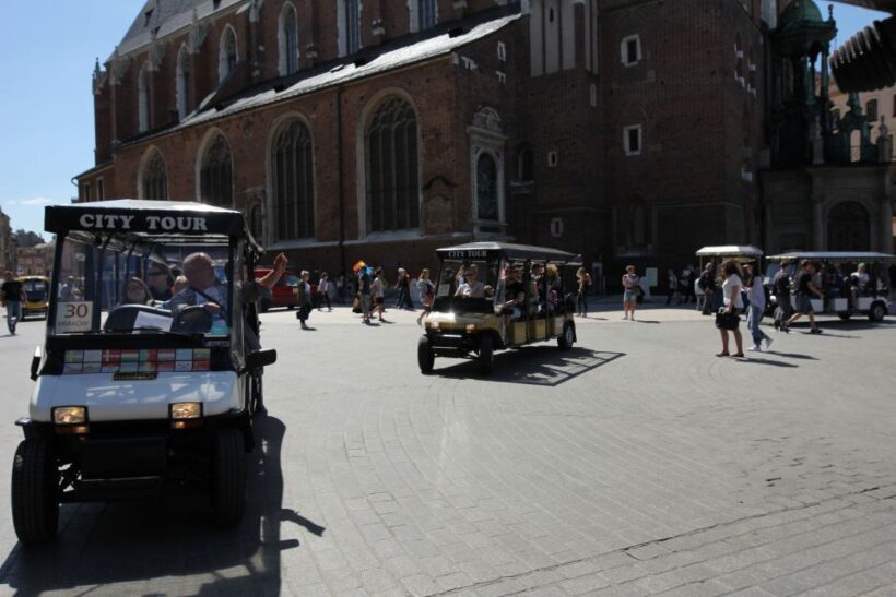 Krakow: Full Tour Regular 1.5h guided city tour by E-Cart - FAQ