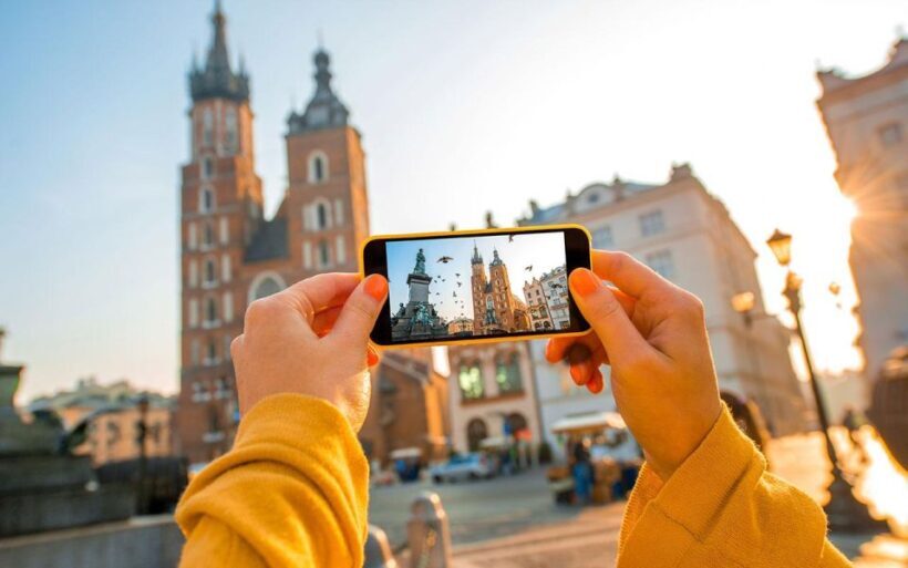 Krakow: Guided Old Town Tour - Key Points