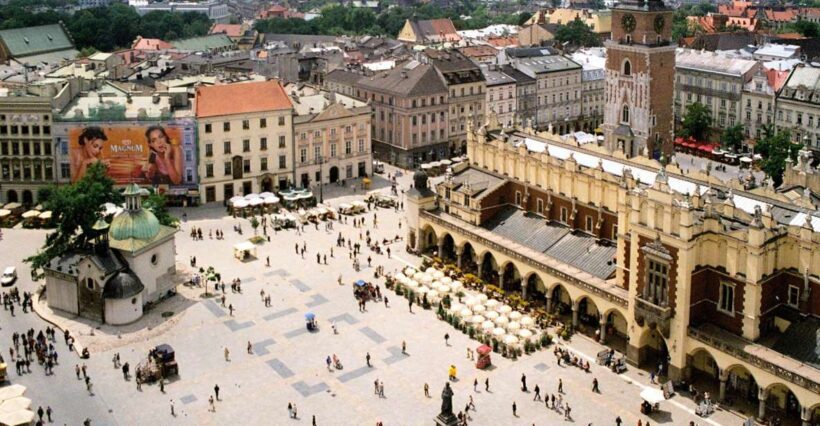 Krakow: Highlights of Old & New Town Private Walking Tour - The Real Value of This Tour
