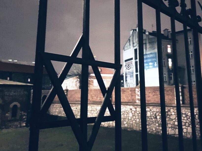 Krakow: Jewish Quarter and Former Ghetto Tour by Golf Cart - Who Should Consider This Tour?