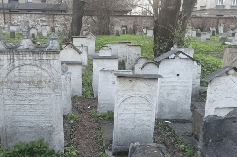 Krakow: Kazimierze Jewish History Tour. Italian - An In-Depth Look at the Kazimierze Jewish History Tour