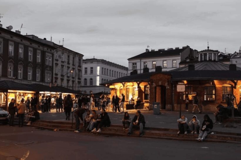 Krakow: Kazimierze Jewish History Tour. Italian - FAQ