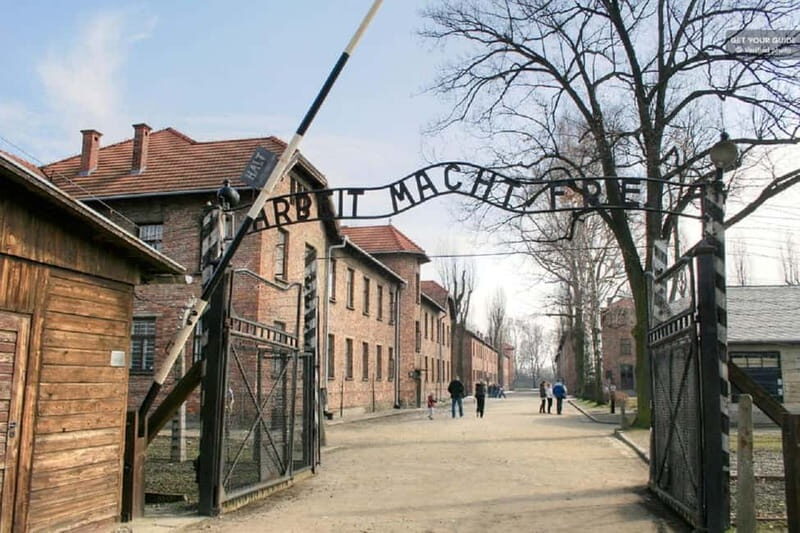 Krakow: Last Minute Auschwitz-Birkenau Guided Tour - FAQs