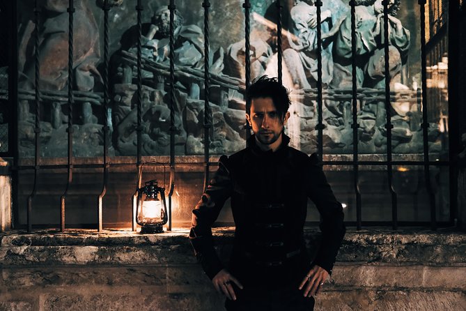 Krakow Night Tour: Ghosts, Vampires and Legends of the Old Town - Tour Overview