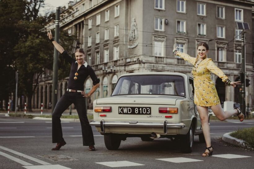 Krakow: Nowa Huta Guided Tour in Vintage Car - Key Points