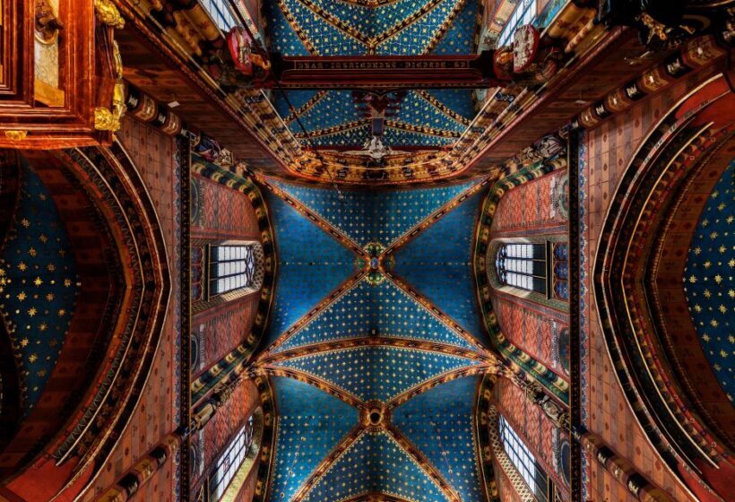 Krakow Old Town and Cloth Hall Private Guided Tour - What Sets This Tour Apart? The Value